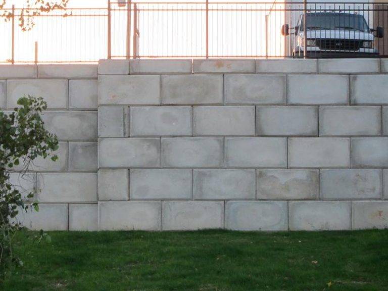 Concrete Blocks and Curbs - AAA Zoellner Materials Incorporated